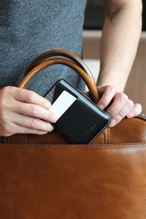 에가든 슬라이드 가죽 카드 지갑 Rfid차단egarden