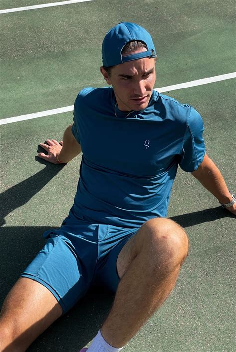 Les VÊtements De Tennis Made In France Ligne Sportswear