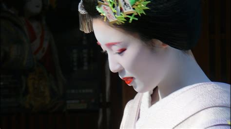 芸妓 舞妓さんの事始め新年の挨拶まわり 京都宮川町 YouTube