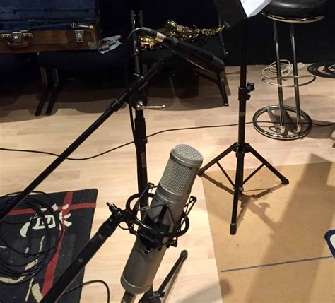 Sexy Sax Alto For Kontakt Keyboard Waves