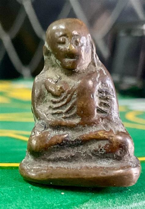 หลวงพ่อเงน Ennxo