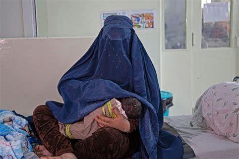 Un ‘concerned Taliban Detaining Afghan Women For Dress Code Violations