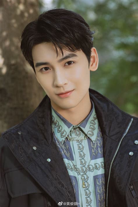 Chinese Actor Huang Junjie Apologises For His Cheating Scandal Hype Malaysia