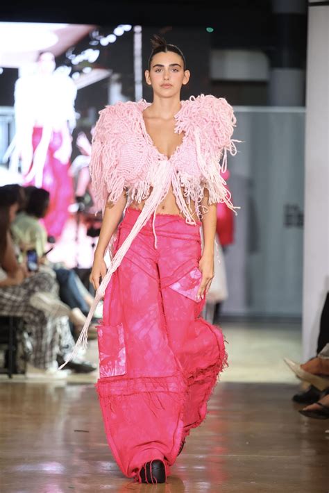 דור העתיד של האופנה הישראלית בוגרי החוג לאופנה 2025 חושפים את יצירותיהם אוניברסיטת חיפה