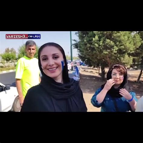 گفتگو با بانوان خوشحال تماشاچی قبل از بازی استقلال و مسی کرمان