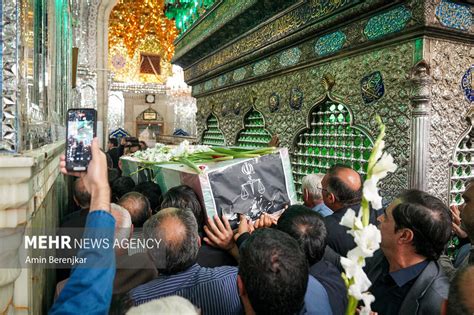 تصاویر تشییع پیکر قاضی احسان باقری در شیراز سایت انتخاب