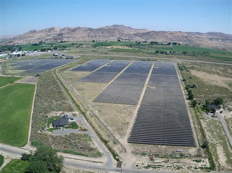 Proposal For 1 300 Acre Solar Farm Goes Again To Washington Governor