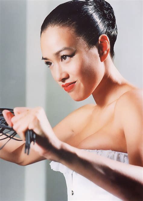 钟丽缇壁纸壁纸图片 明星壁纸 明星图片素材 桌面壁纸