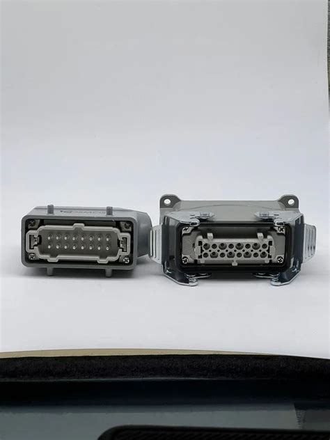 16 Pin Connector Heavy Duty At ₹ 1500 Piece Heavy Duty Industrial Connector In Chennai Id