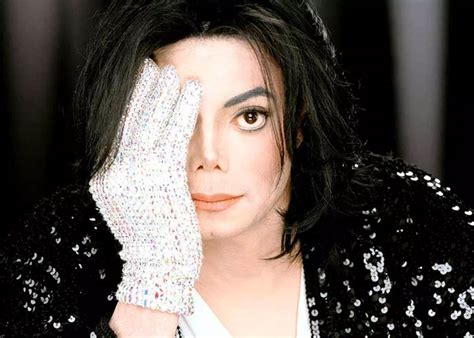 El Ataúd Cubierto De Oro En El Que Fue Enterrado Michael Jackson Tn8ni
