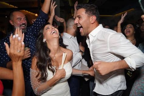 بالفيديو والصور ابنة محمود الجندي تحتفل بخطوبتها مجلة لها