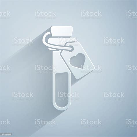 종이 컷 회색 배경에 고립 된 사랑의 물약 아이콘 병 발렌타인 데이 기호입니다 종이 아트 스타일입니다 벡터 일러스트레이션 개념에 대한 스톡 벡터 아트 및 기타 이미지