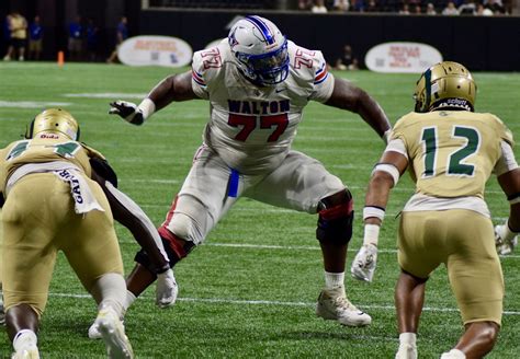 4 Star Offensive Tackle Daniel Calhoun Officially Signs With Georgia