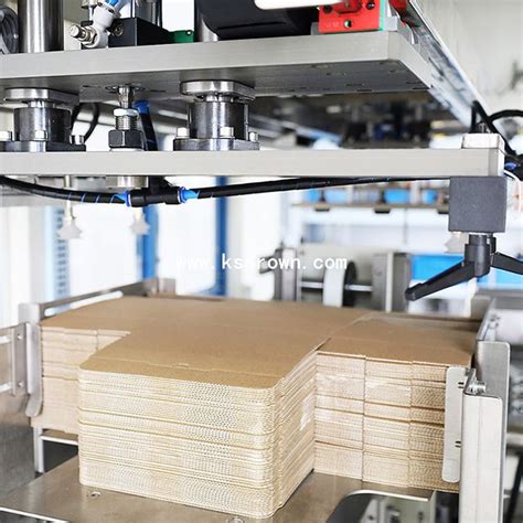 Fully Automatic Paper Box Folding Machine Wl Bf01 Buy Product On