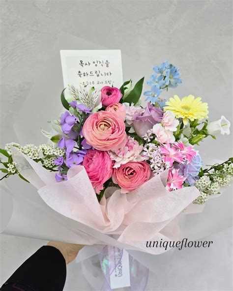 공업용 칼에 한 칼 먹고 다섯 바늘 뀀 당분간 술 권하지 마소 ㅠㅠ 어째 시간이 갈 수록 더 아프다요 엉~엉~ 칼조심