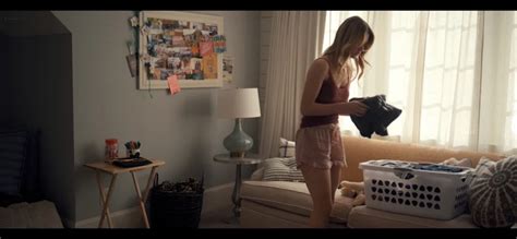 Grace Van Patten Hot And Some Sex In Tv Show Tell Me Lies 2022