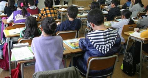 Обявиха 5 допълнителни почивни и неучебни дни през май