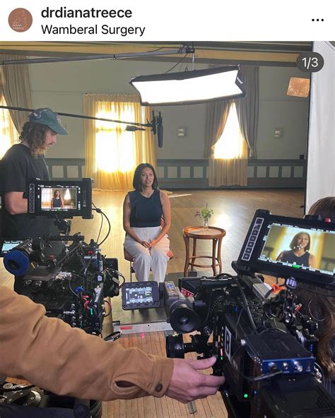 Bump Models Gorgeous Real Doctor Dr Diana Treece On Set