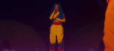 Karol G Así Celebró La Cantante Colombiana La Independencia De Colombia