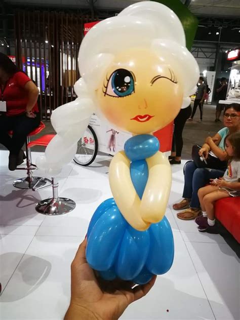 Balloon Modelingtwisting By The Great Artist Jose A Alvarez Gomez