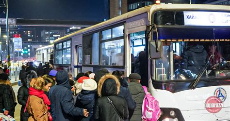 Автобусны жолооч нарыг соёлжуулъя