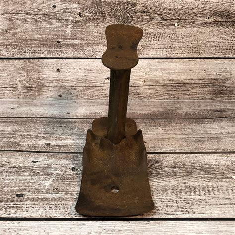 Vintage Cobblers Cast Iron Shoe Anvil And Mold Etsy