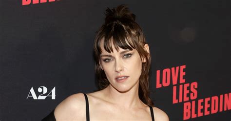 크리스틴 스튜어트 가릴 곳만 겨우 가린 독기룩 [포토엔]