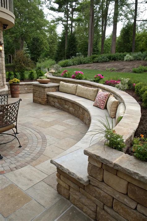 Unique Ideas For Creating A Stunning Curved Patio Light And Layer