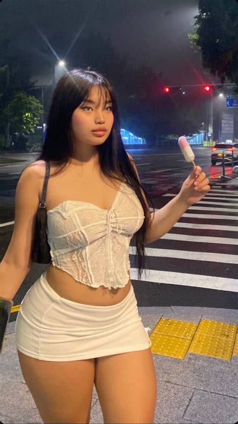 Korean Thiccness Rthiccasians