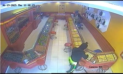 Suspek Rompak Kedai Emas Sebab Menganggur Banyak Hutang Kosmo Digital
