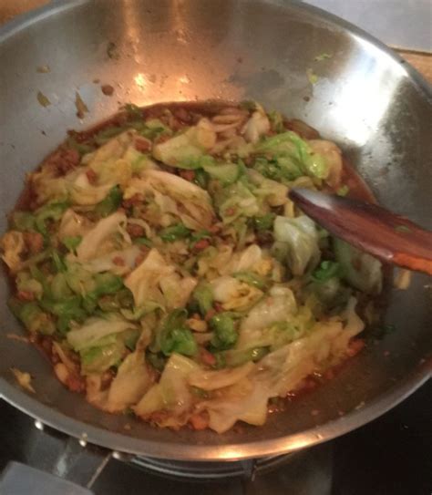 【肉沫炒洋白菜的做法步骤图，怎么做好吃】feralneko下厨房