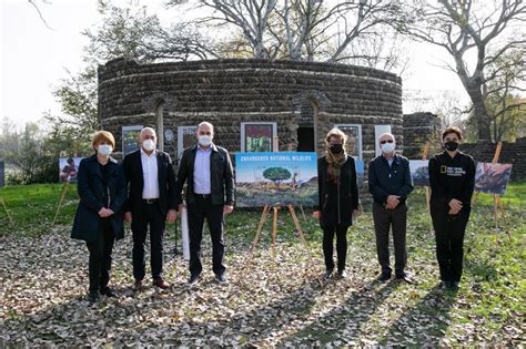 გადაშენების პირას მყოფი სახეობის საკმლის ხის გამოსახულებიანი საფოსტო მარკა „ევროპა 2021
