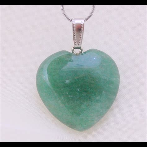 Колие Голямо сърце от зелен авантюрин 38мм Полускъпоценни минерали