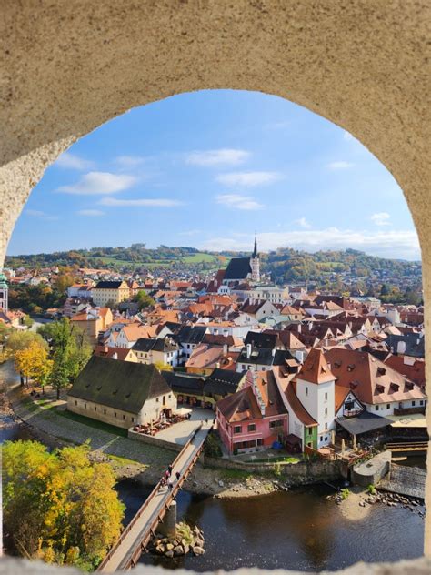 10월 동유럽 신혼여행♥️ 동화 마을 🏡 체스키크롬로프☁️💛 이발사의 다리 체스키성 망토다리 체스키 맛집 파파스리빙 프라하 재즈바 Jazz Republic🎺🎷