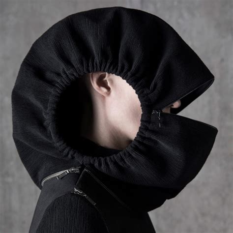 Dzhus Designs Metamorphosing Pseudo Clothing Collection