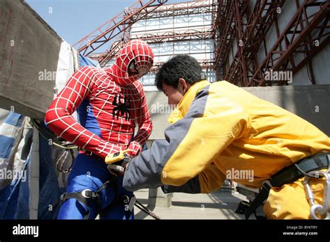 Chinese Spider Man Wows The Public Residents In Jilin City China