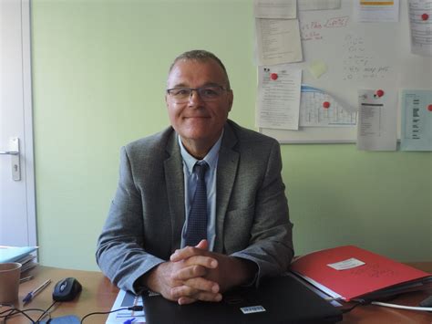 Villefontaine Philippe Rochesani Est Le Nouveau Prinicipal Du Collège Sonia Delaunay