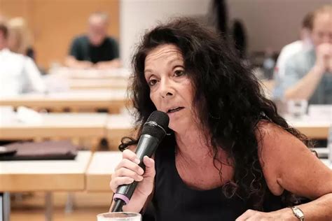 92 Prozent Linke Wählen Barbara Spaniol Zur Neuen Parteichefin