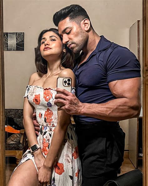Rohit Khatri My Wife 🖤 Fitgirl08 Couplegoals