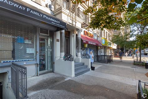 152 156 W 86th St New York Ny 10024 Loopnet