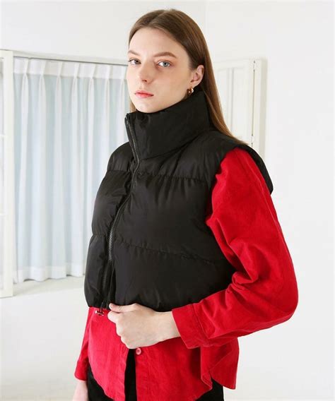 에잇컨셉 하이넥 조끼패딩 블랙 Hago하고