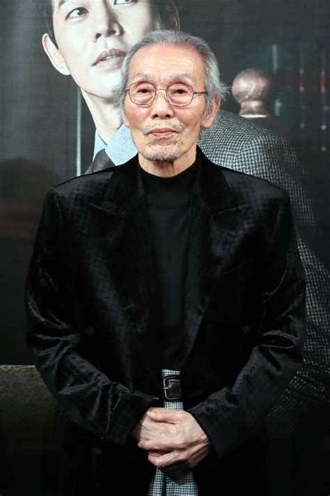 강제추행 혐의 오징어게임 배우 오영수 첫 재판서 혐의 부인 파이낸셜뉴스