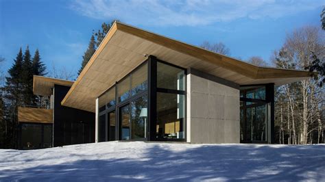 Quebec Ski Chalet By Yh2 Features V Shaped Roof Modelled On Birds Wings