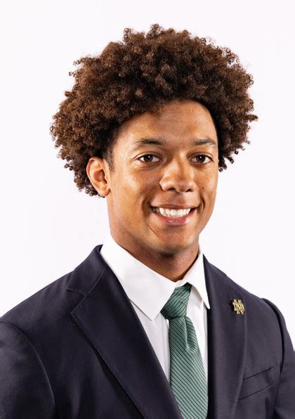 Brandon Logan Notre Dame Fighting Irish Official Athletics Website