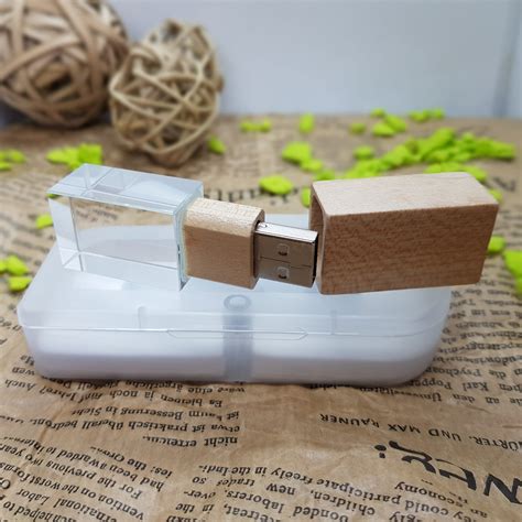 Кристална Usb флаш памет „За най прекрасния съпруг на света“ Оригинални подаръци Кристални And Арт