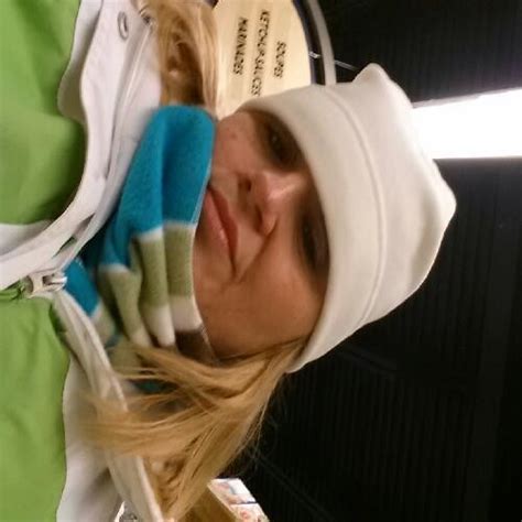 Karine Bourassa Infirmière Auxiliaire En Recherche Demploi Linkedin