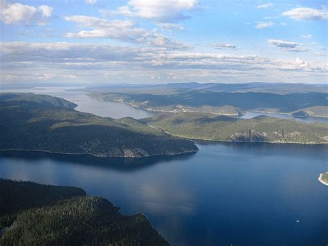 Can You Believe That This Island In Canada Is Bigger Than The Lake On