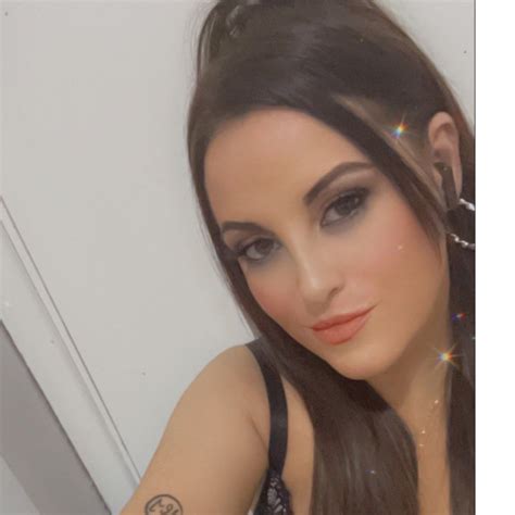 Kim ️ 🏴󠁧󠁢󠁳󠁣󠁴󠁿 ️ Kittykimberley Snapchat Stories Spotlight And Lenses