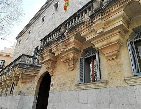 El Juicio Contra Un Hombre Acusado De Violar A Una Chica En Un Hotel De