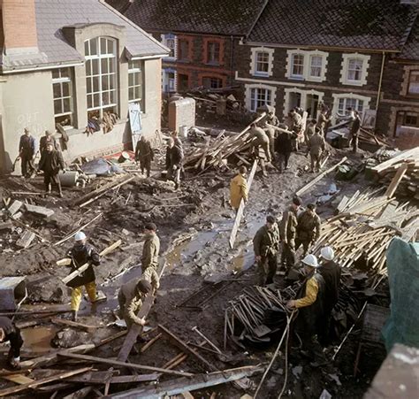 The Aberfan Disaster Through Pictures The True Story Of A Tragedy That